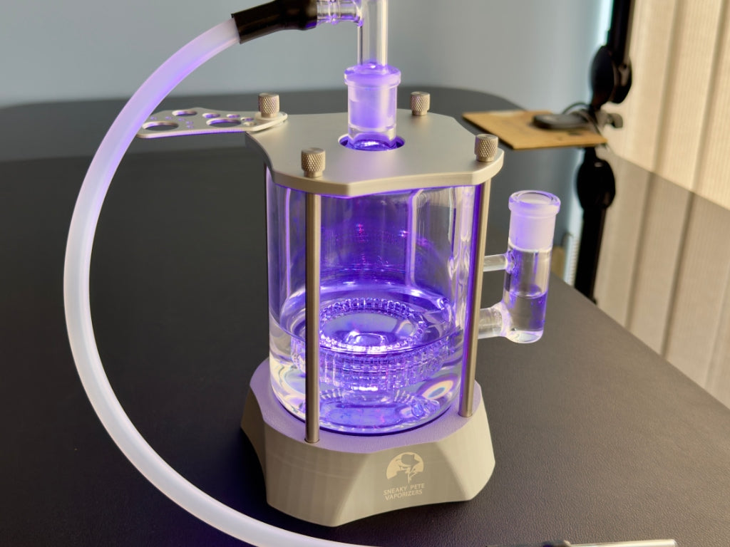 The High Rise - Water Pipe System Canada | Great White North Vaporizer ...